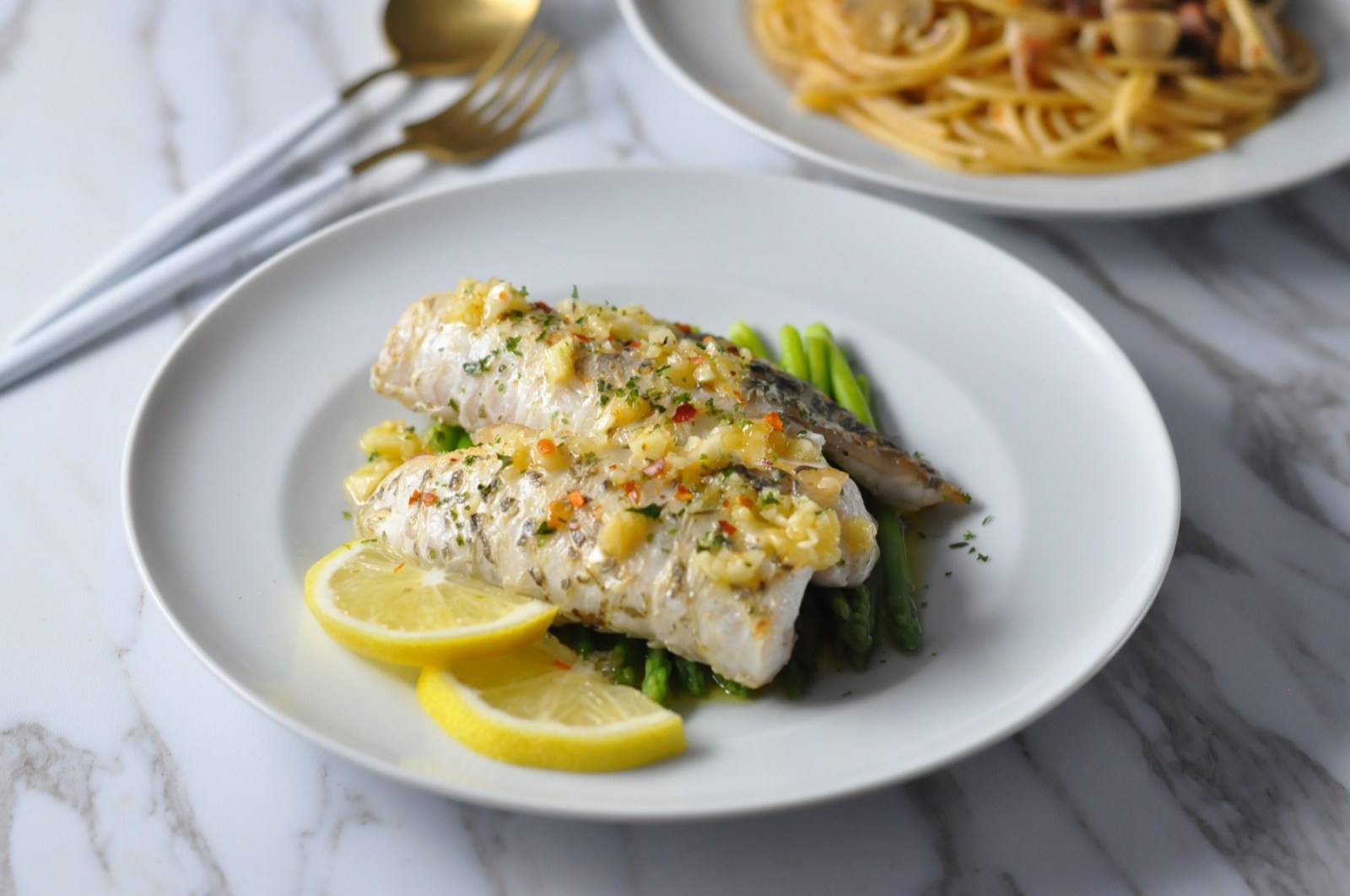 Pan Grilled Barramundi Fish With Lemon Garlic Butter Sauce Eat What