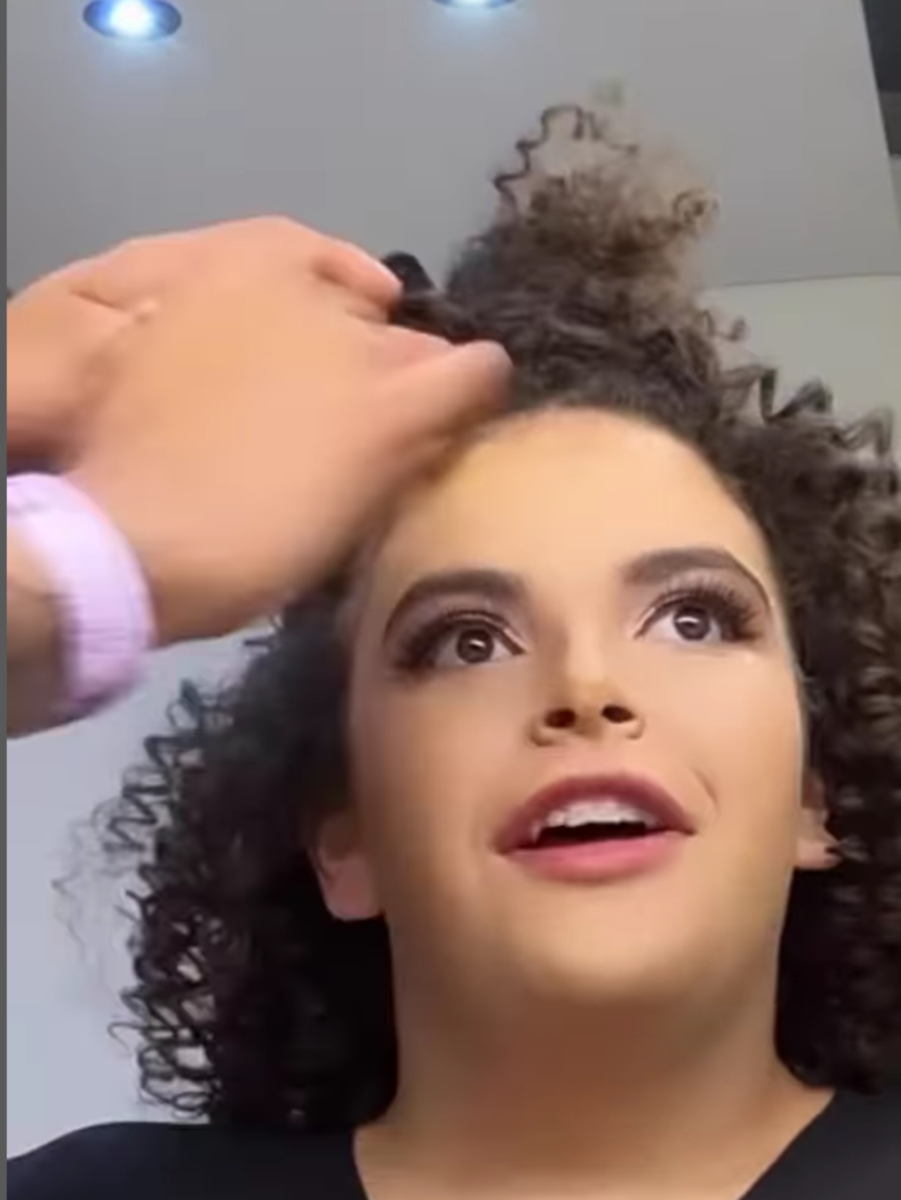 Lucero Mijares Sorprende Con Look Que La Hace Lucir Idéntica A Su Mamá