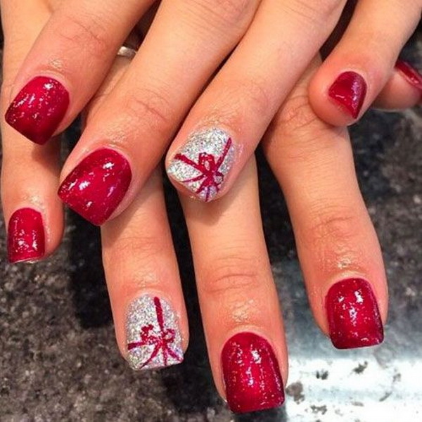 70 Festive Christmas Nail Art Ideas For Creative Juice