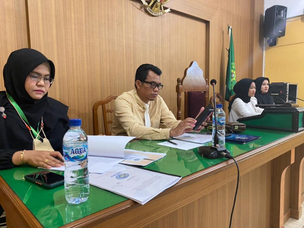 Wakil Dekan I Membuka Langsung Seminar Proposal Fakultas Hukum Umsu