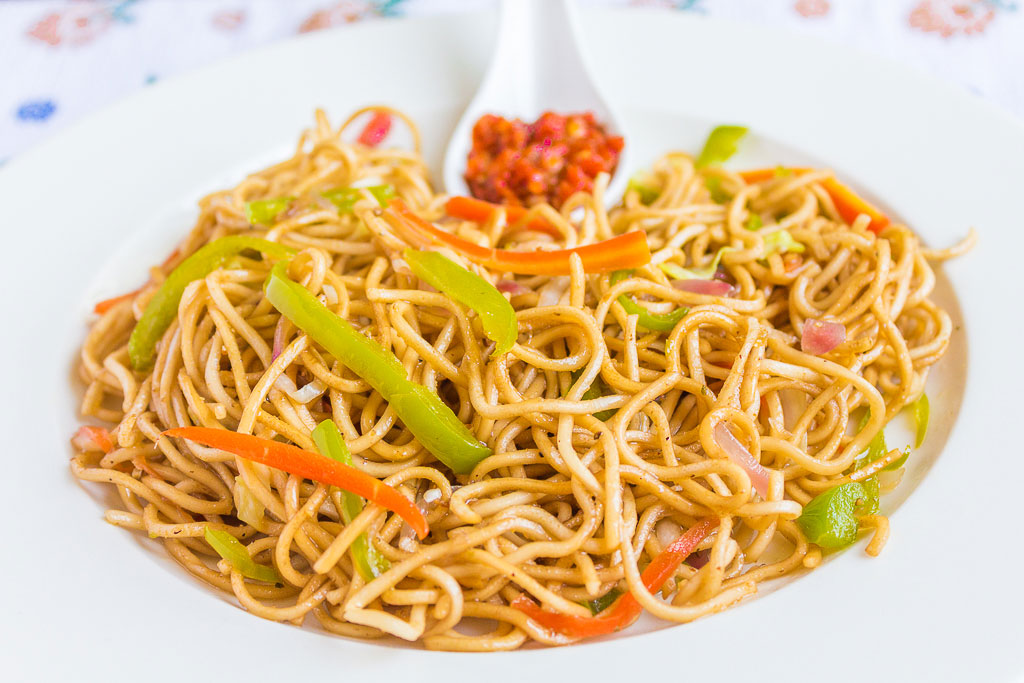 Vegetable Hakka Noodles Kali Mirch By Smita