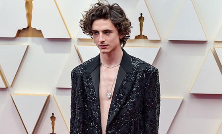 Timothée Chalamet Posts Shirtless Thirst Trap While On Vacation As