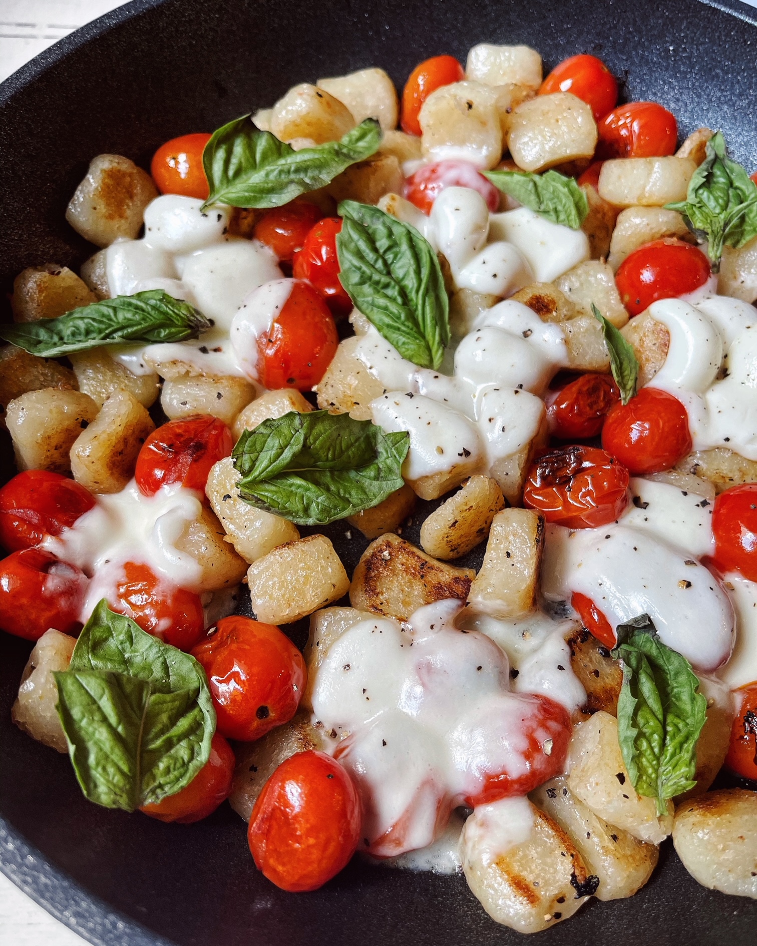 One Pan Caprese Gnocchi Easy Under 30 Minutes Recipe