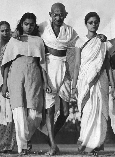 Gandhi Un Sex Gourou Obsédé La Question Actualité Religieuse