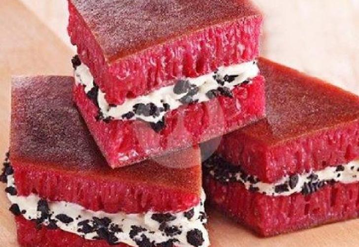 26 Tempat Makan Terang Bulan Red Velvet Terfavorit Di Bali