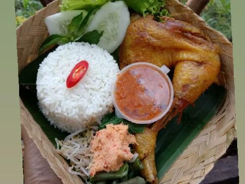 Daftar Harga Menu Delivery Nasi Besek Cak Nafi Khas Lamongn Kediri