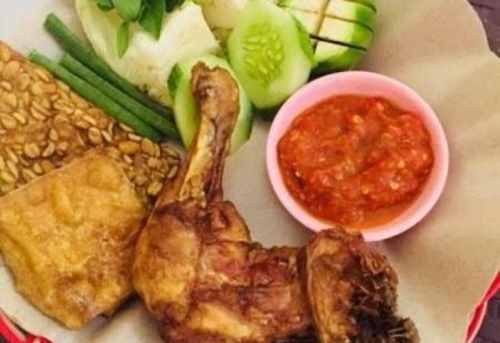 30 Resto Asam Manis Lele Paling Enak Di Bali