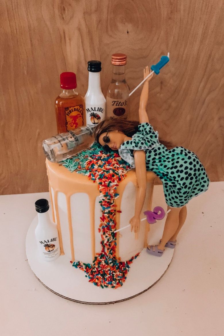 20 Drunk Barbie Cakes For Your 21st Birthday Its Claudia G