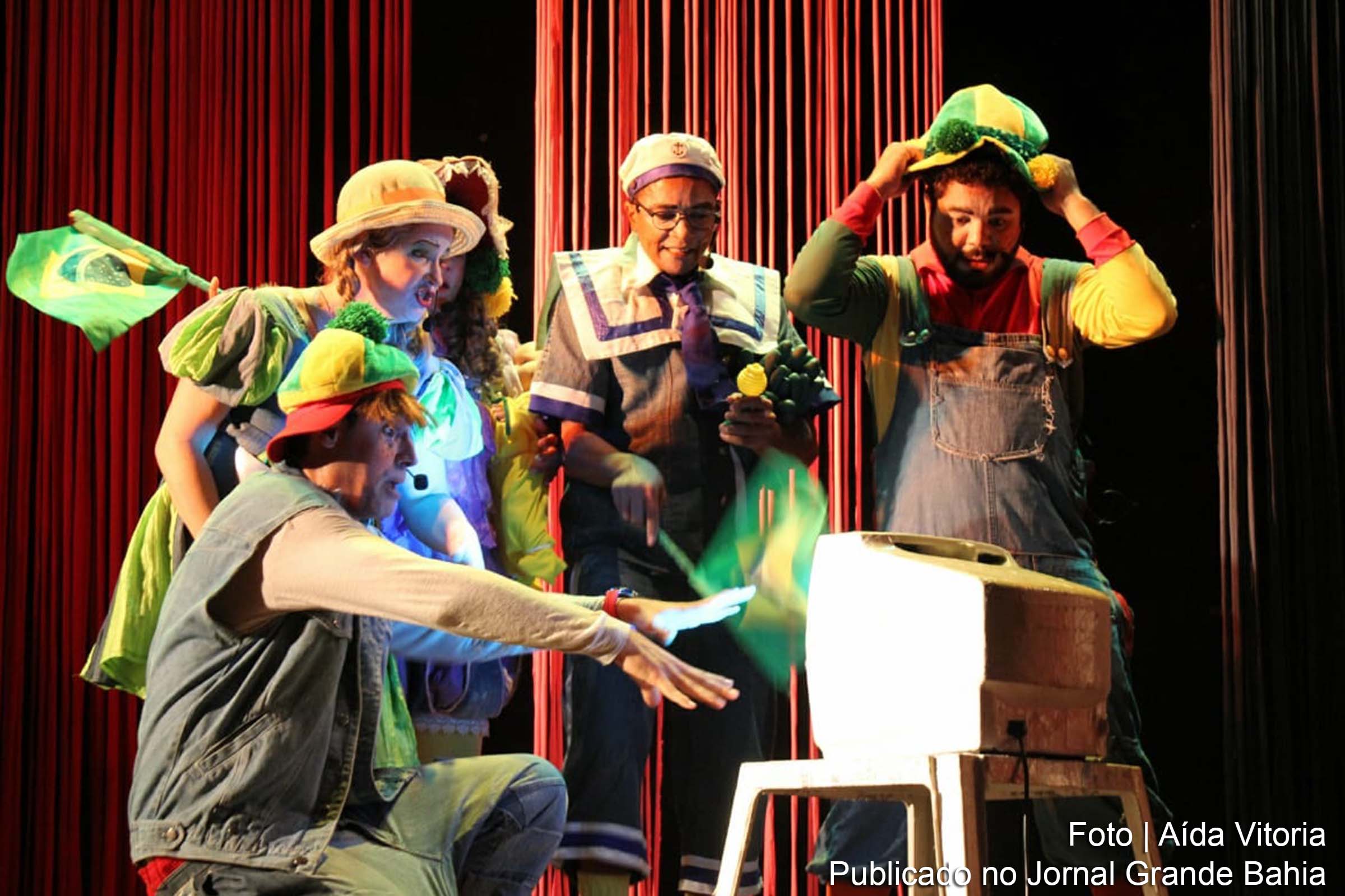 Feira De Santana Projeto Domingo Tem Teatro Encerra Temporada Com