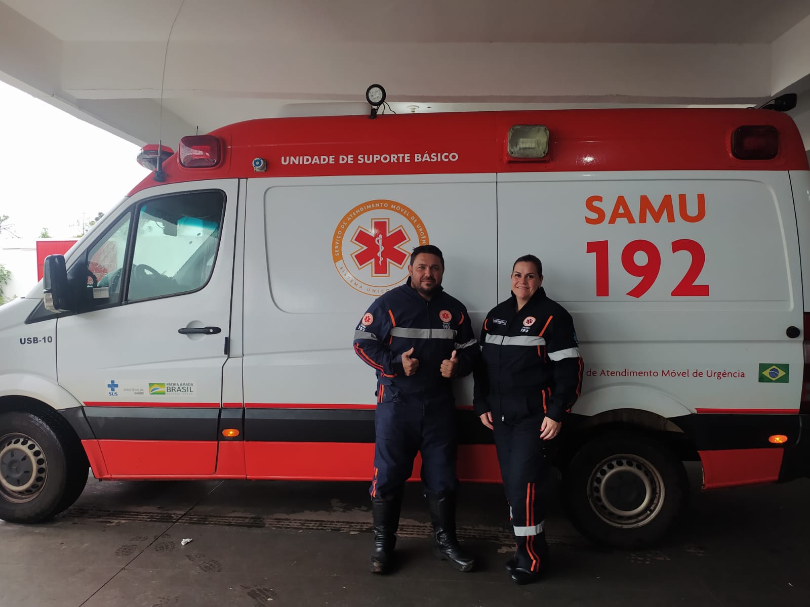 Socorristas Realizam Parto No Interior Da Ambulância Do Samu Jornal O