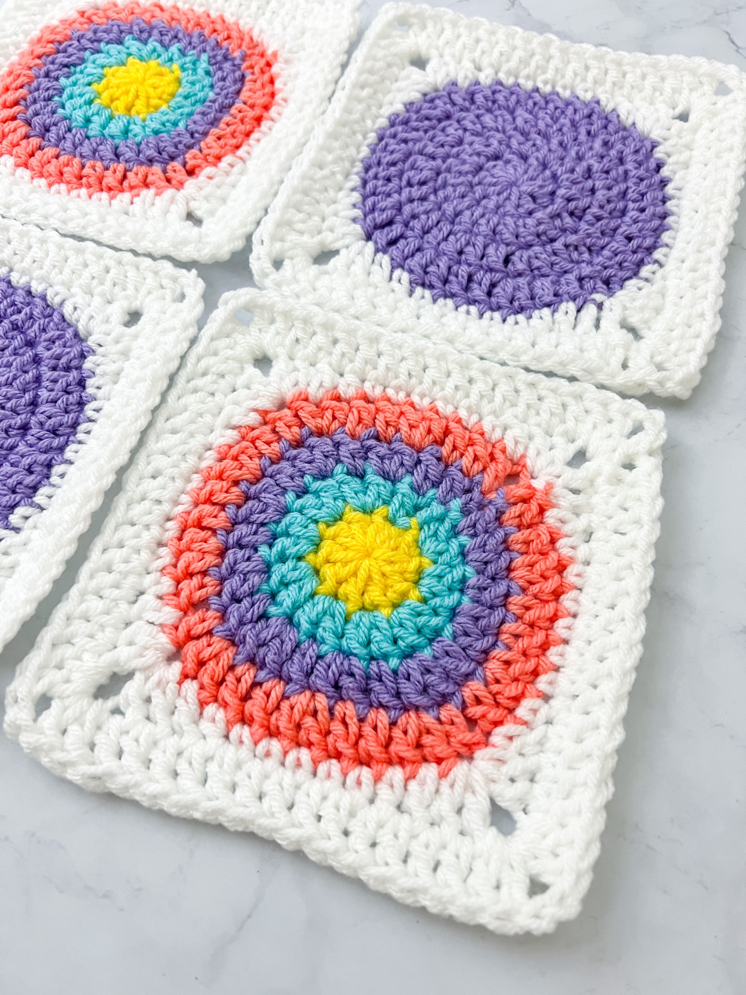 How To Crochet Circle Granny Squares Okiegirlblingnthings