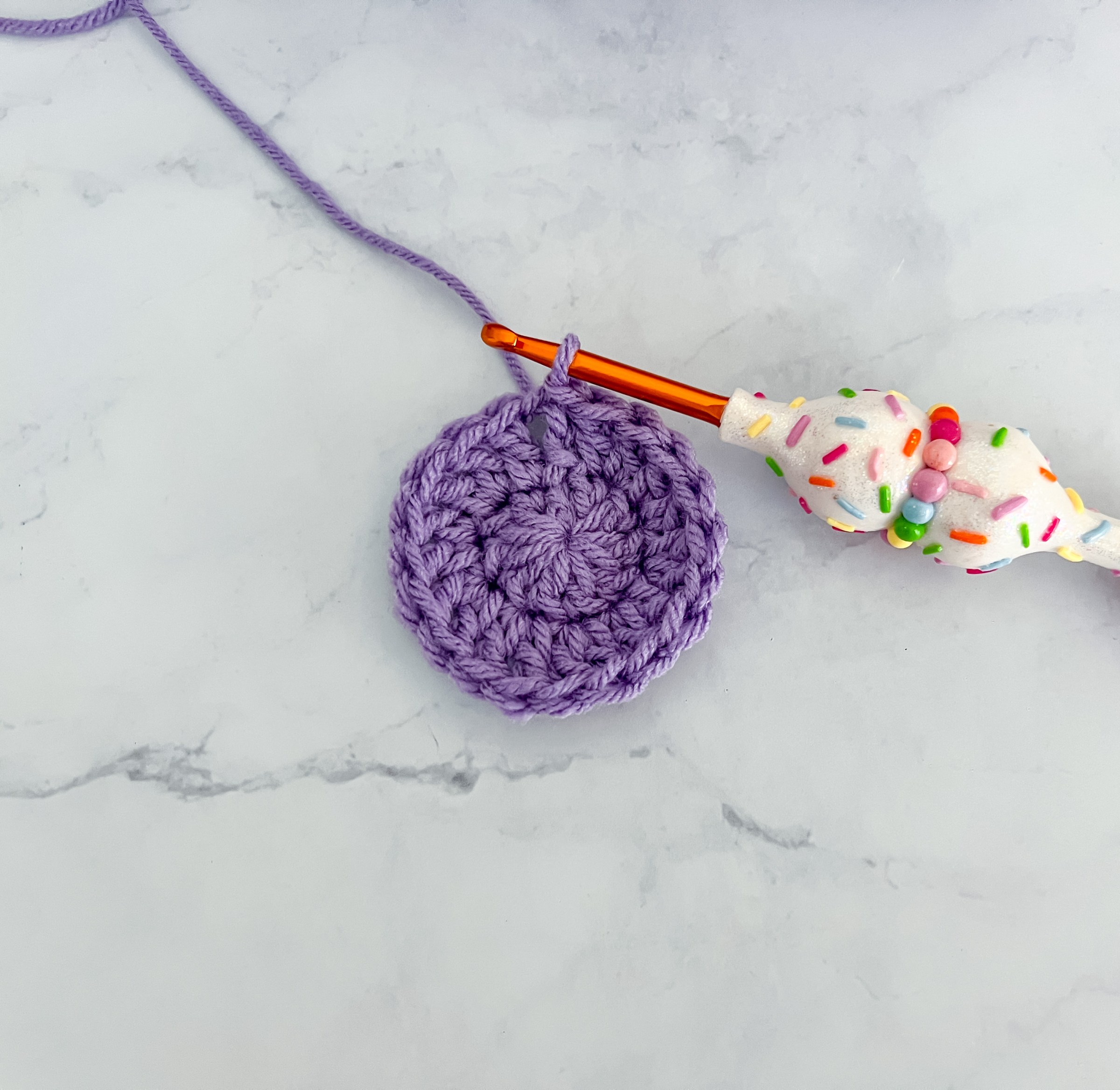 How To Crochet Circle Granny Squares Okiegirlblingnthings