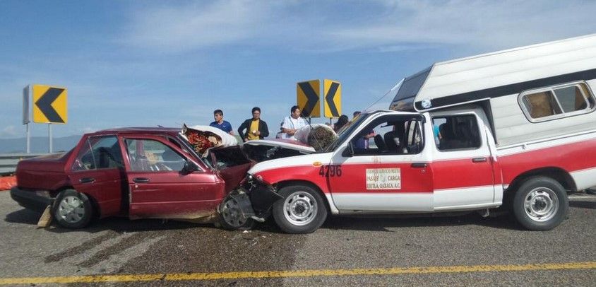 Tres Muertos Por Choque En Carretera De Oaxaca