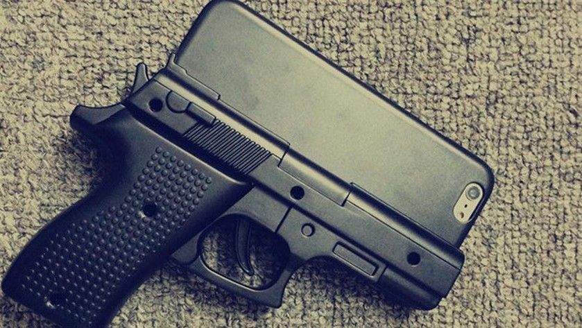 Ponen A La Venta Funda De Iphone Con Forma De Pistola