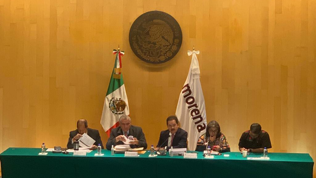 Adán Augusto López Entrega A Diputados Plan B De Amlo En Materia