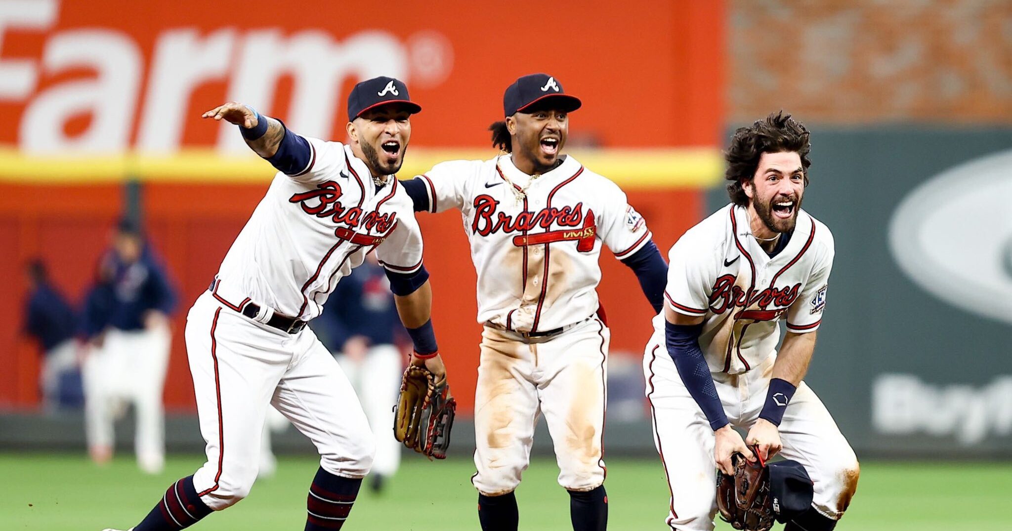 Astros De Houston Y Bravos De Atlanta Por El Anillo De Serie Mundial