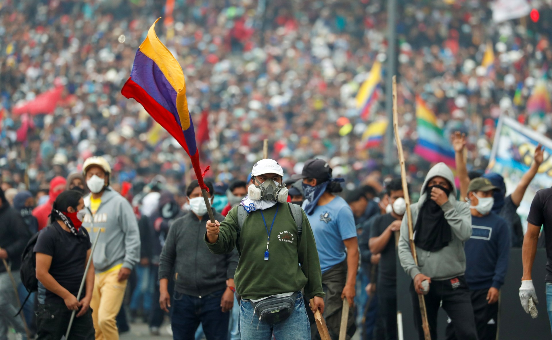 Ecuador Se Debate Entre La Crisis Social El Caos Político La