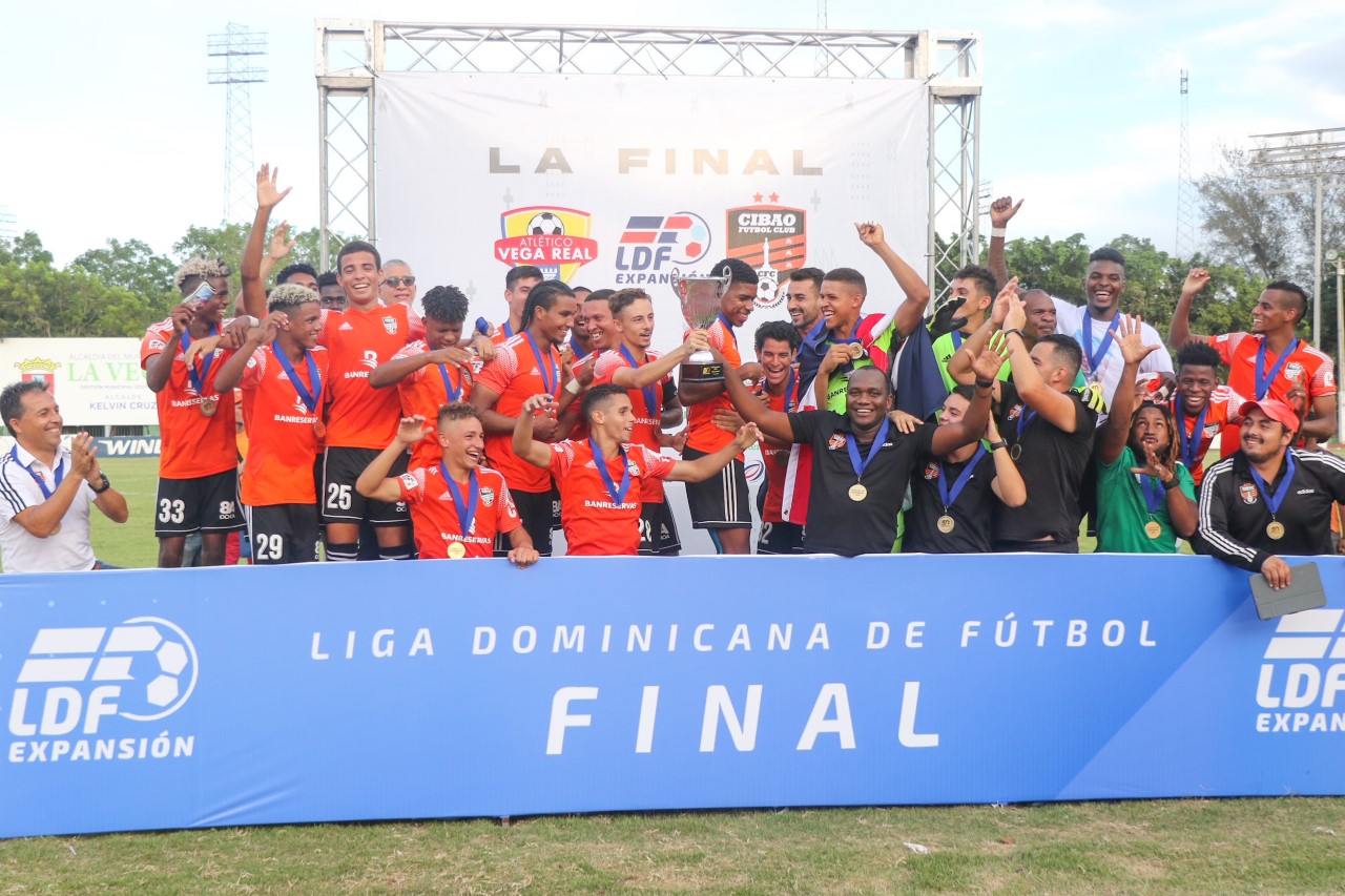 Cibao Fc Campeón Liga Expansión Y Van 3 Coronas Momento Deportivo Rd