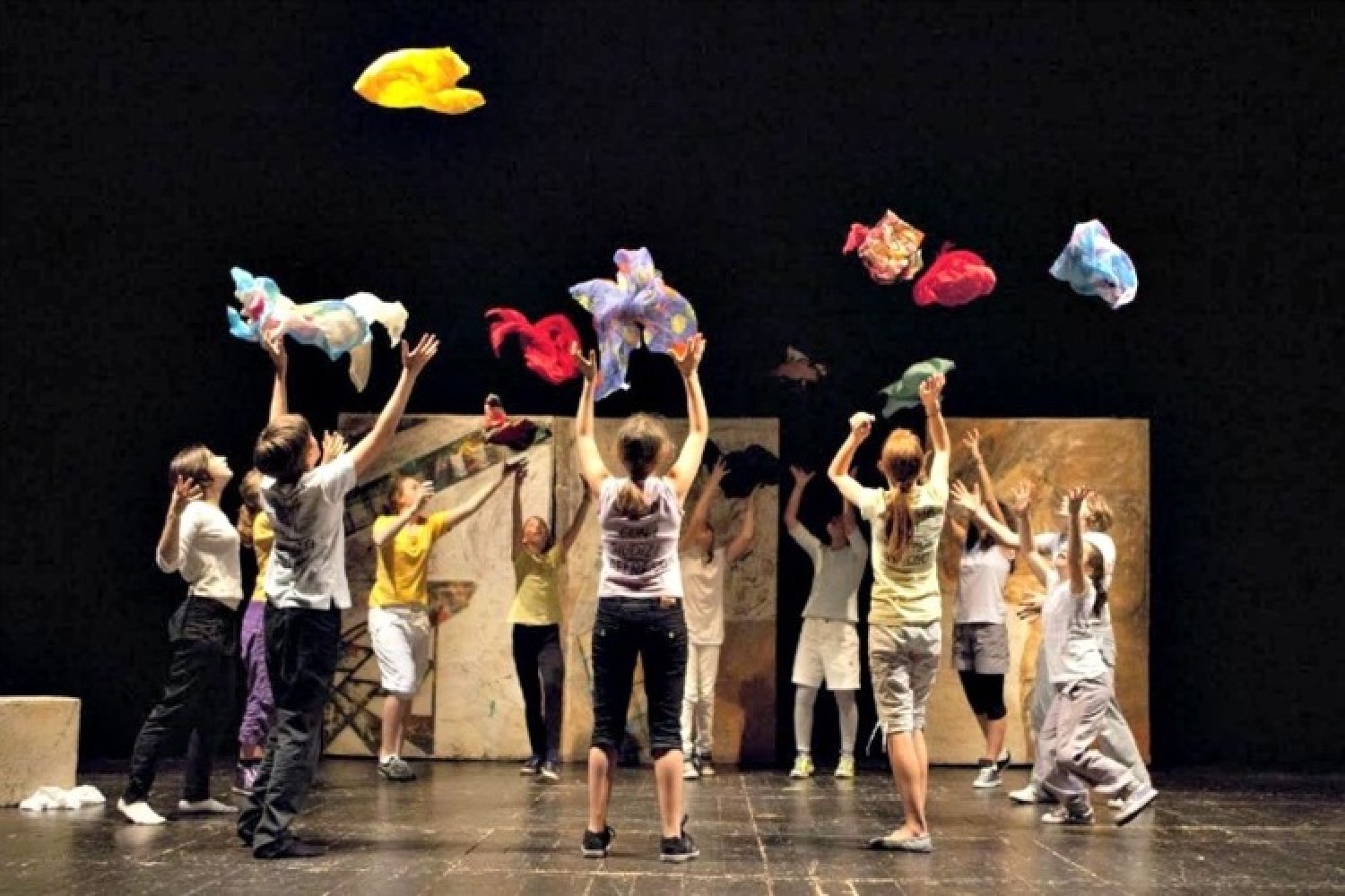 Il Teatro E Leducazione Alla Pace Nelle Scuole Scienza And Pace Magazine