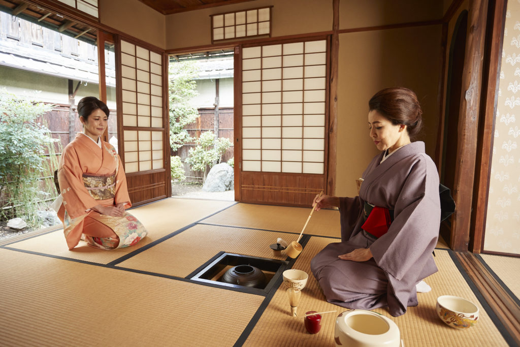 Private Kimono Tea Ceremony Kyoto Maikoya At Nishiki Tea Ceremony