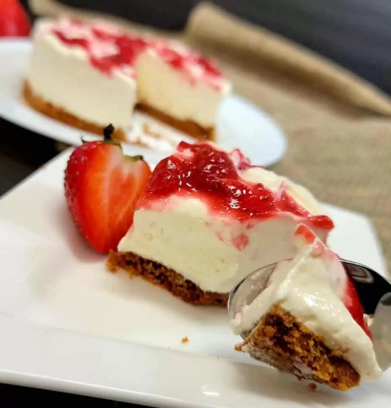 No Bake Strawberry Swirl Cheesecake Maricels Recipes