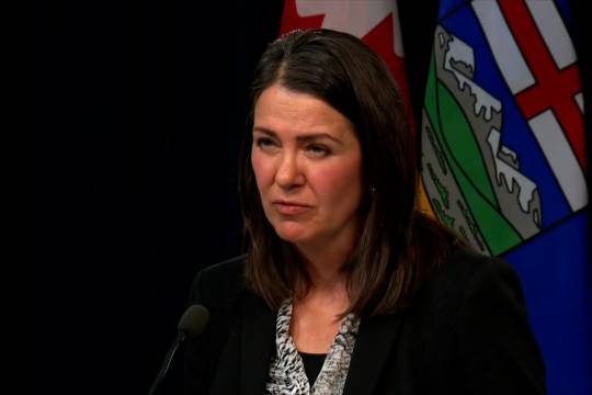 Alberta Premier Danielle Smith Says She Will Find New Health Officials