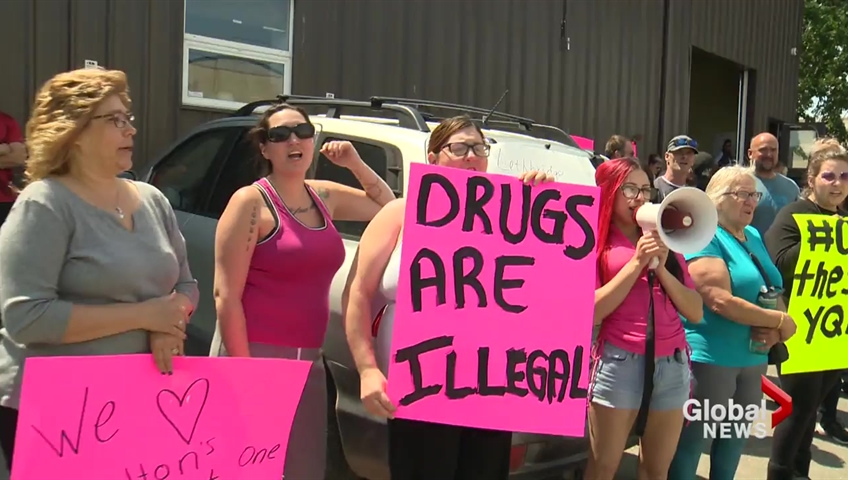 Protests Held For And Against Lethbridges Supervised Consumption Site