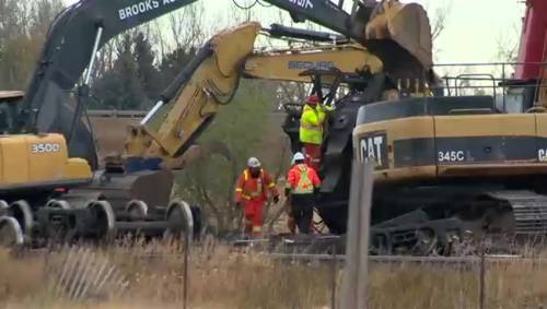 Train Cars Carrying Crude Oil Derail In Coalhurst Alta Fire Official