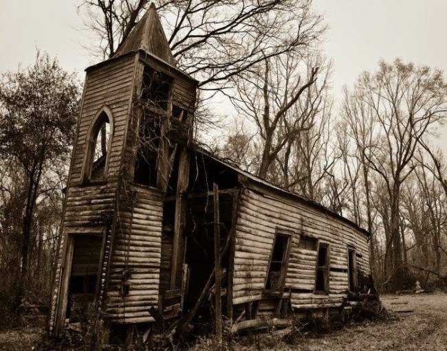 A Guide To Exploring Abandoned Churches Media Chomp