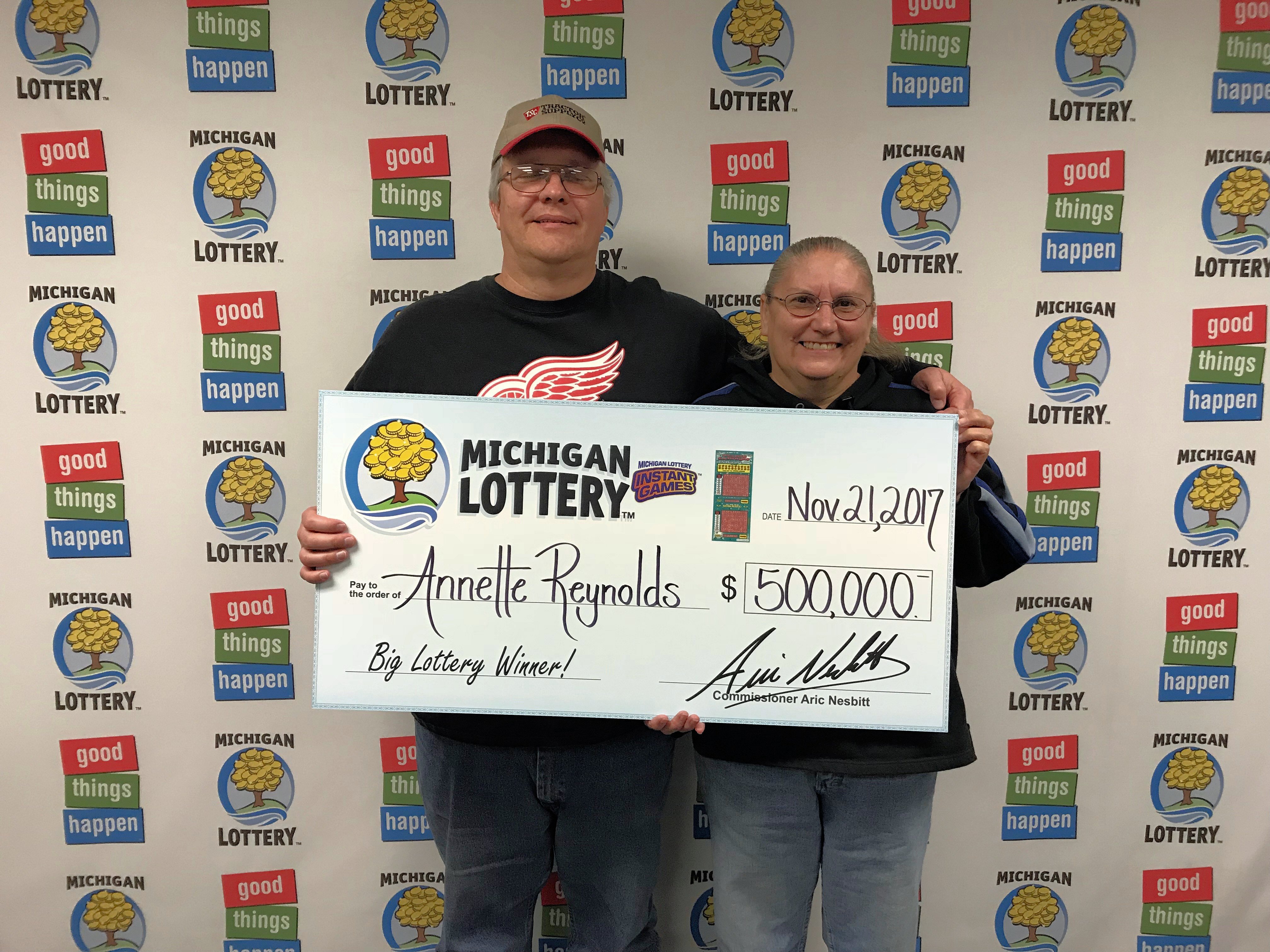 St Clair County Woman Wins 500000 Playing The Michigan Lotterys