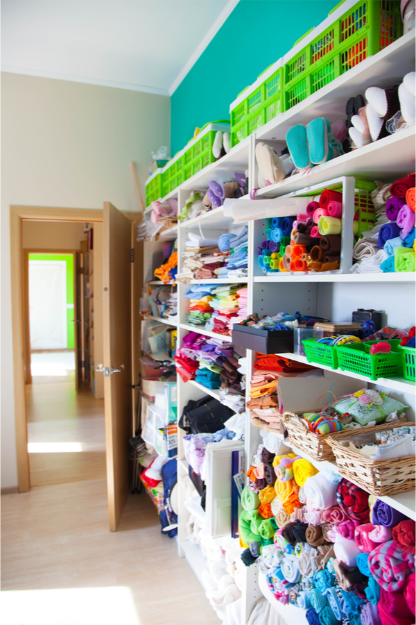 30 Storage Ideas For A Craft Room Decoomo
