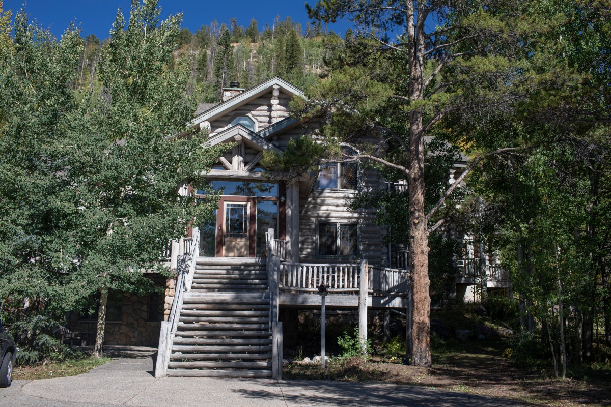 Colorado Mountain Towns Try Diverse Policies Regulating Short Term Rentals