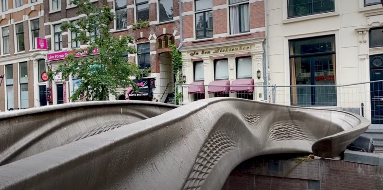 Worlds First 3d Printed Steel Footbridge Unveiled In Amsterdam