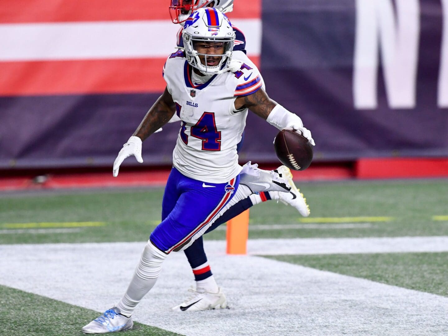 Bills Restructure Contract Of Wr Stefon Diggs Create 54m Cap Space