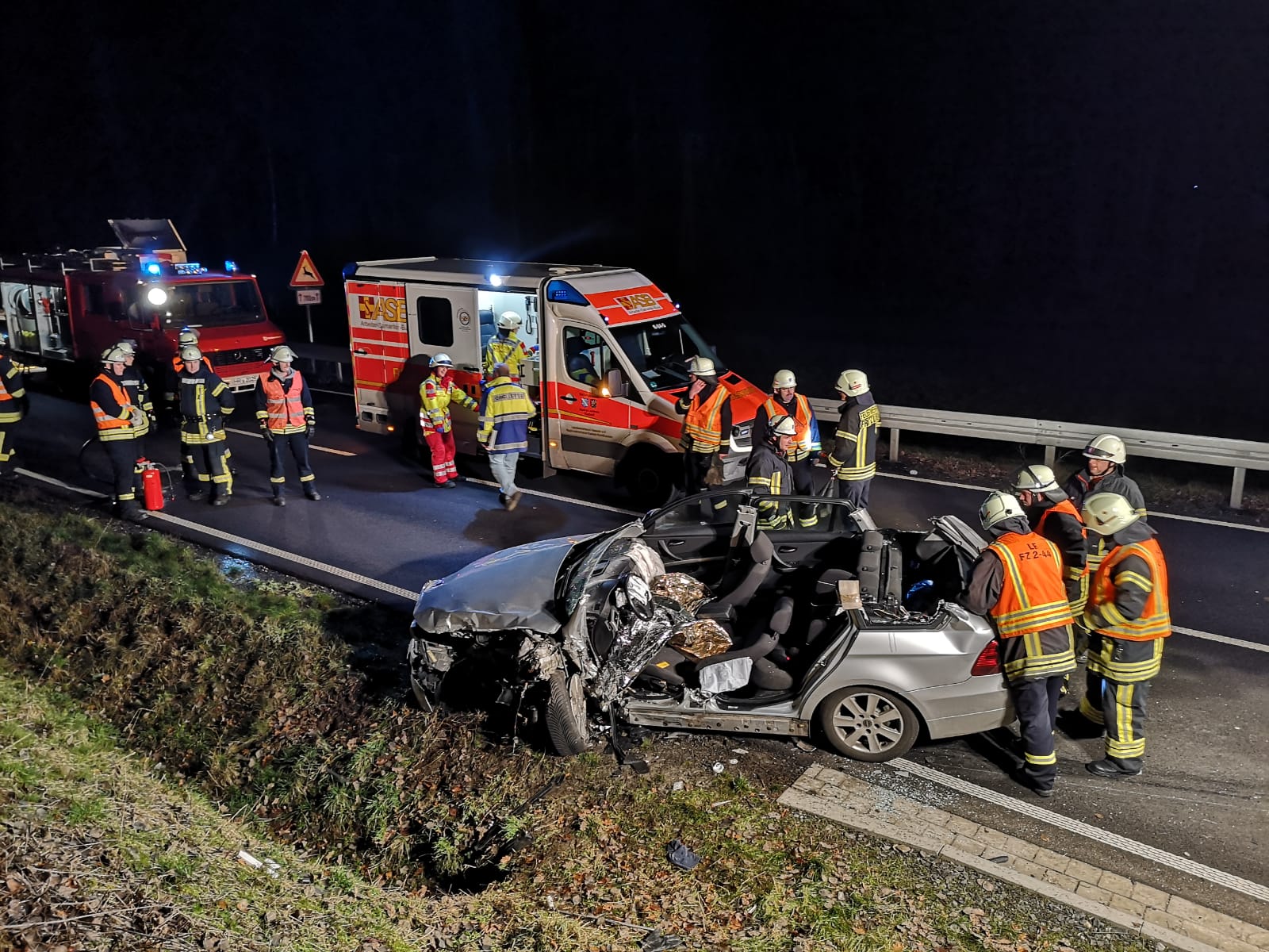 B253 Schwerer Unfall Nach Unverantwortlichem Überholmanöver Nh24de