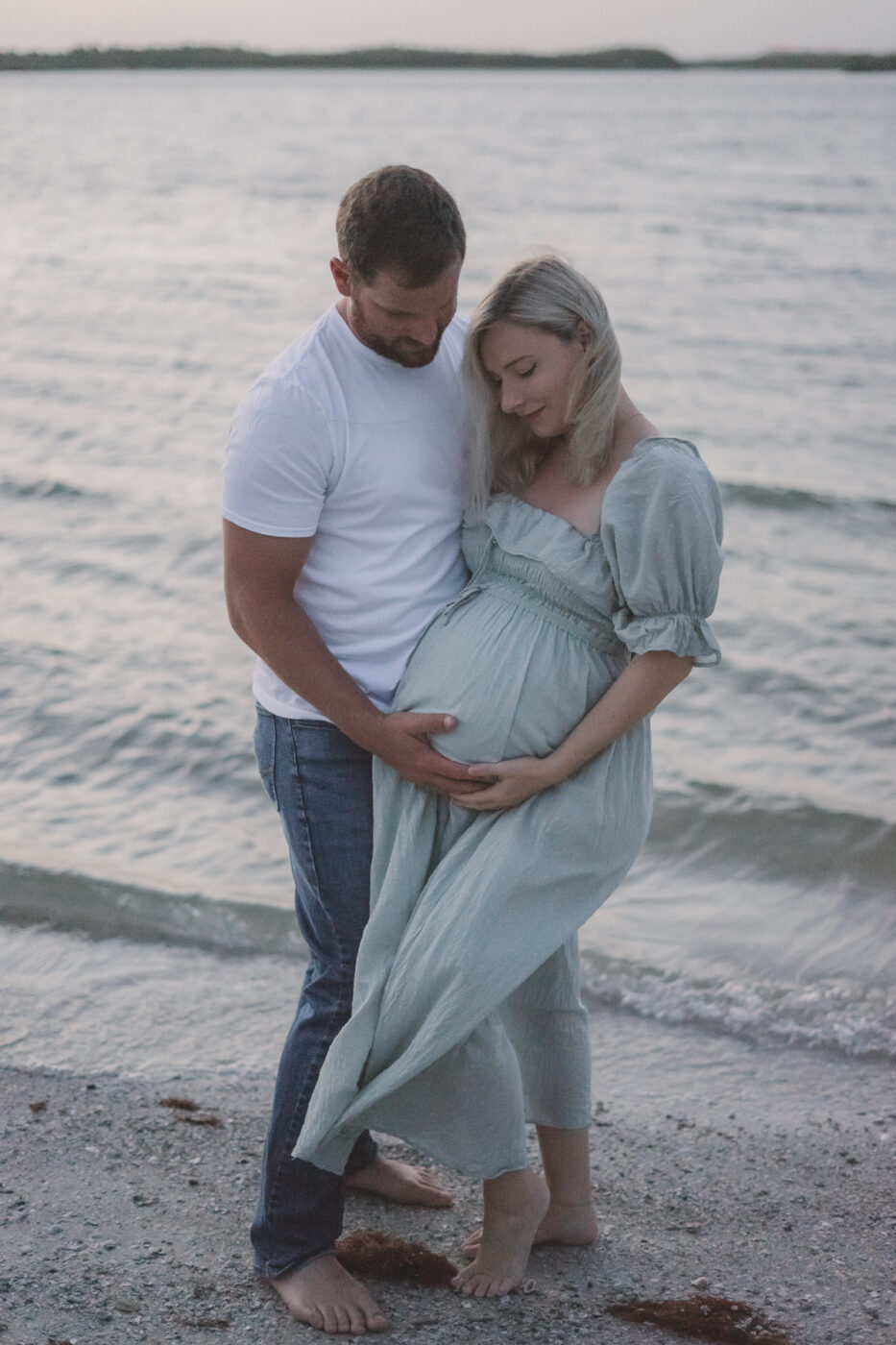 Beach Maternity Photos