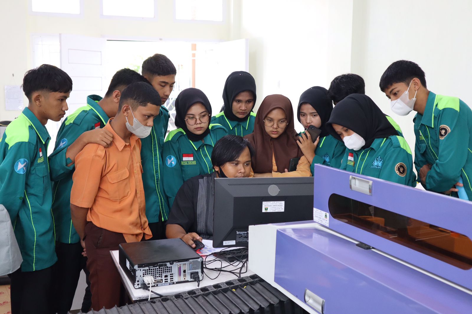 Program Guru Tamu Jurusan Desain Komunikasi Visual Dkv Smk Negeri 1