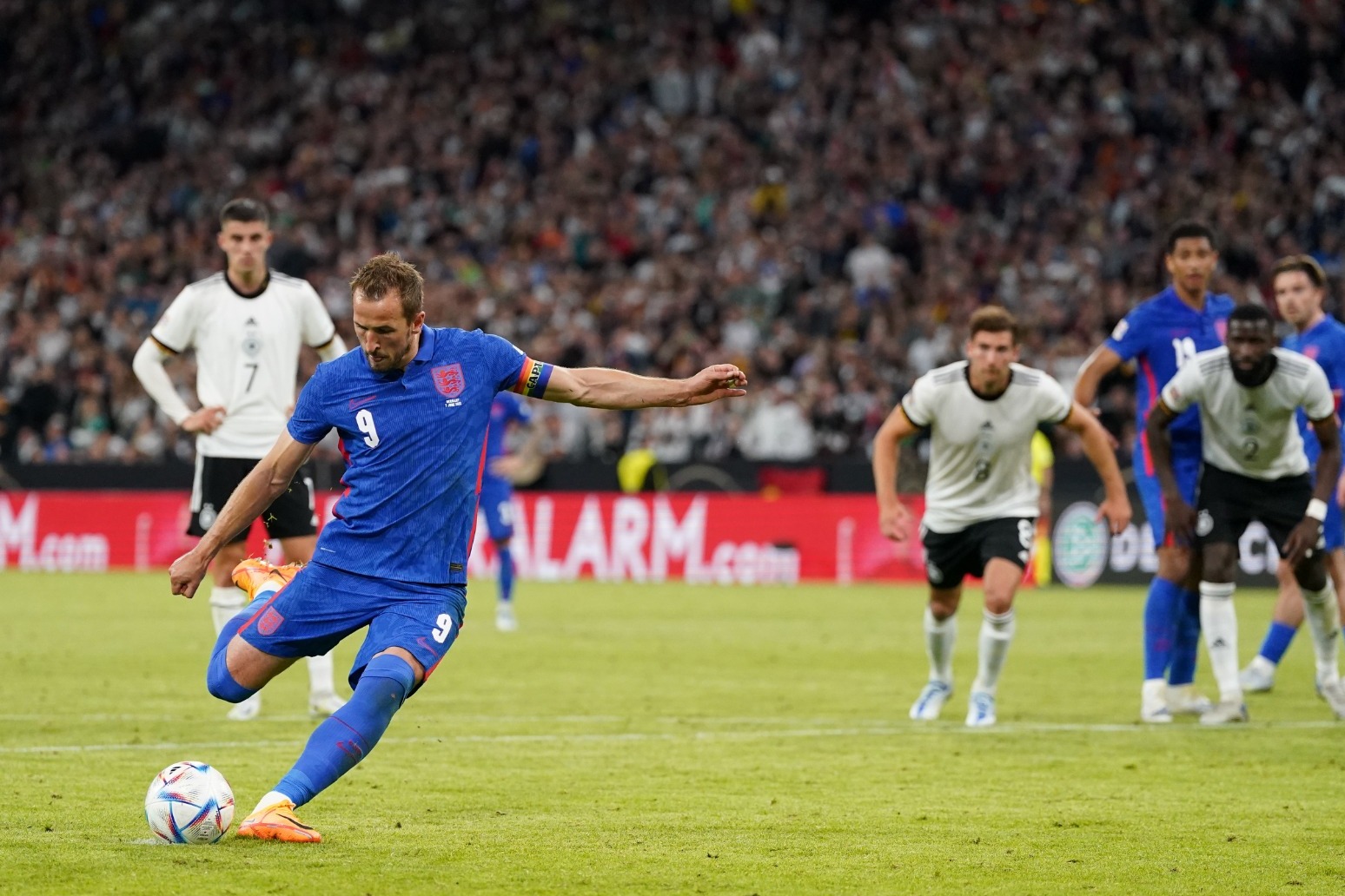 Harry Kanes Penalty Earns England A Nations League Draw In Germany