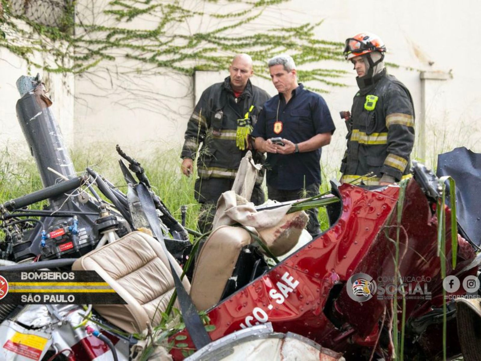 Helicóptero Cai Na Região Central De São Paulo E Deixa Quatro Mortos