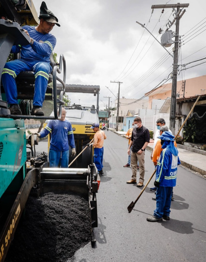 Prefeitura De Manaus Trabalha Com Recomposição Asfáltica Em Ruas Do