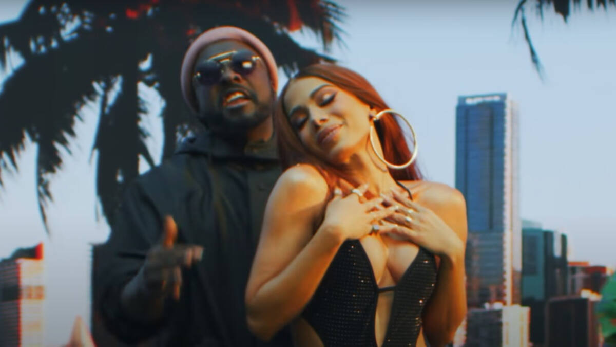 Black Eyed Peas Junta Anitta E El Alfa No Clipe De Simply The Best