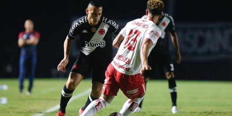 Com Gol Do Léo Jabá Vasco Vence Vila Nova Em São Januário E Entra No