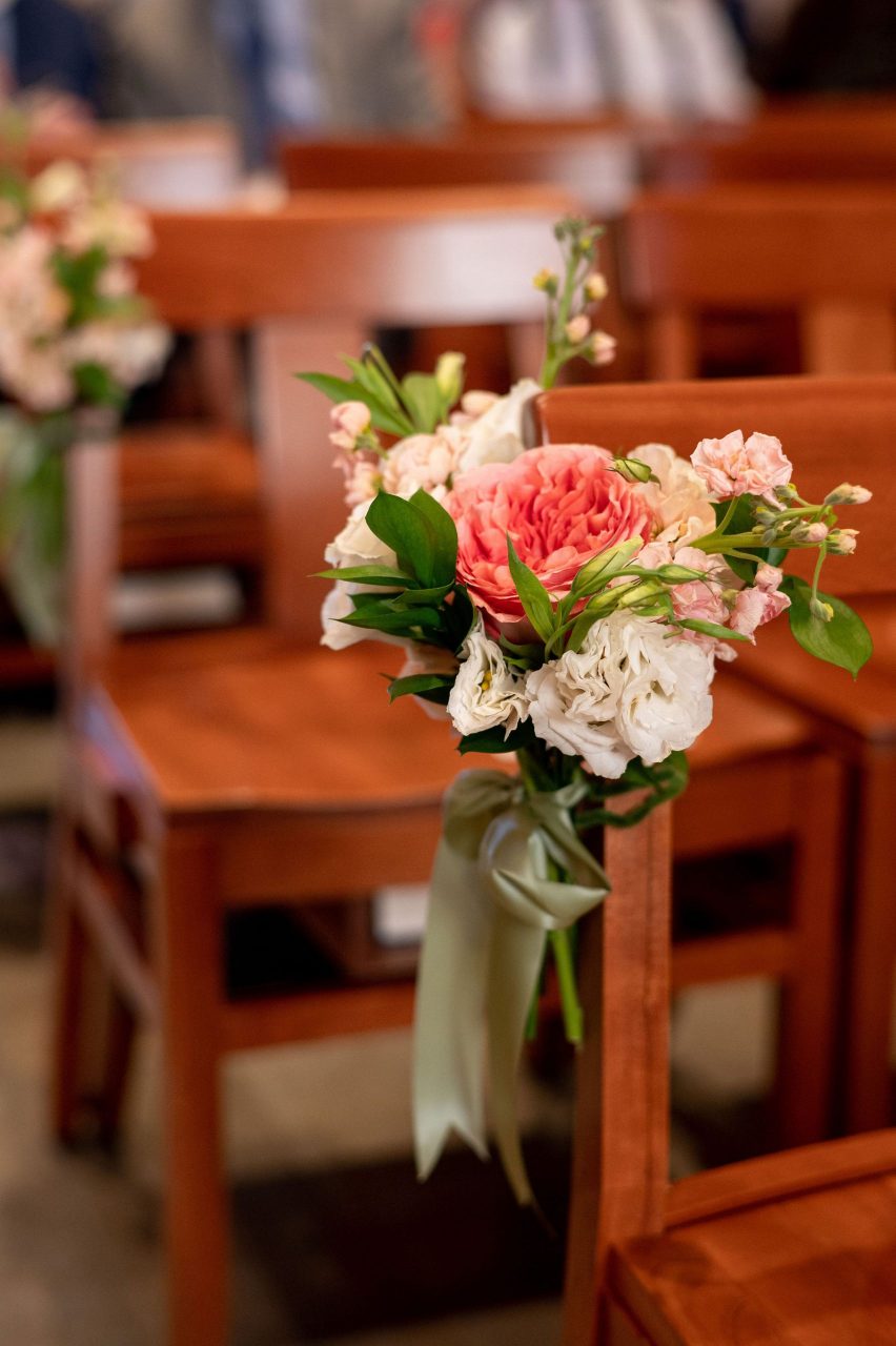 Dumbarton House Wedding Petals Edge