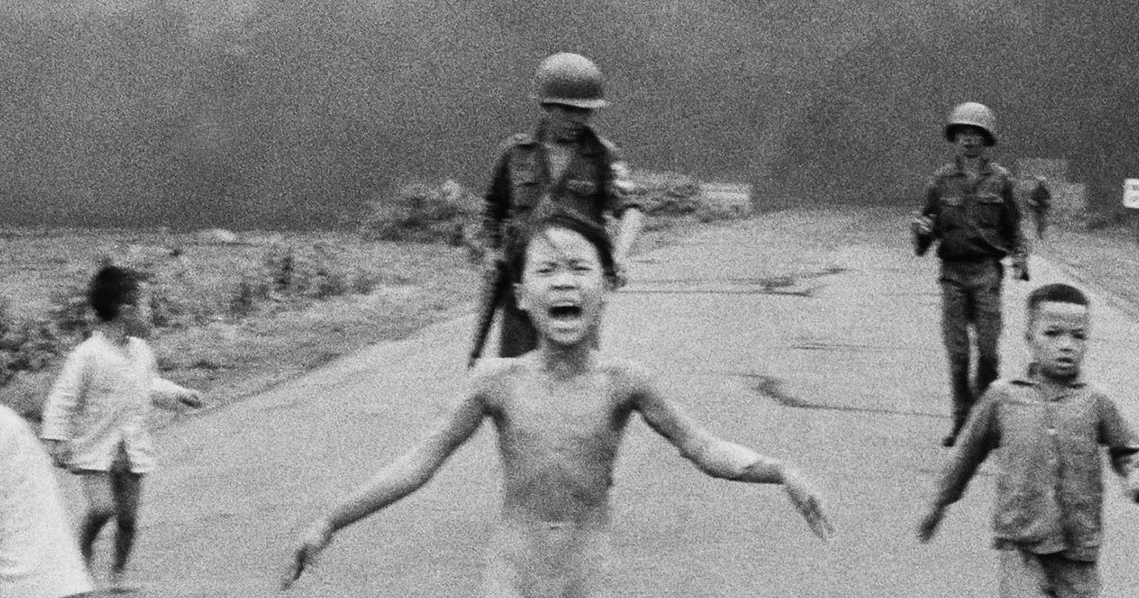 ‘napalm Girl Turns 50 The Generation Defining Image Capturing The