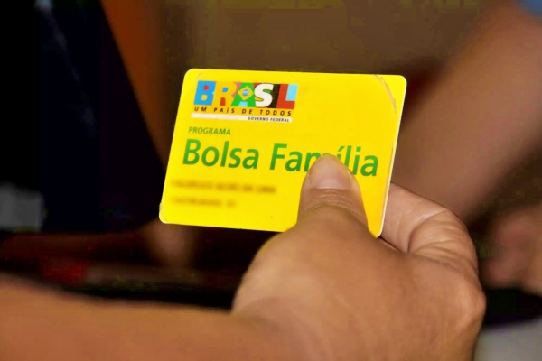 Bolsa Família Terá Valor Extra Para Famílias Maiores Pernambuco Notícias