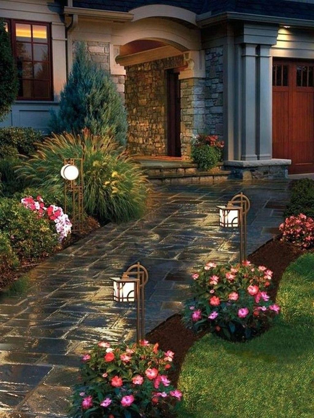 33 Inspiring Beautiful Front Yard Landscaping Ideas Pimphomee