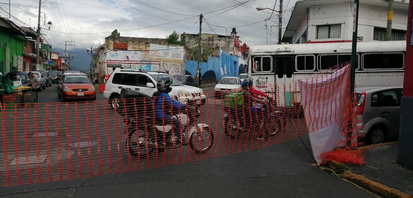 Caos En El Centro De Xalapa Por Obras Simultáneas En Calles Y No