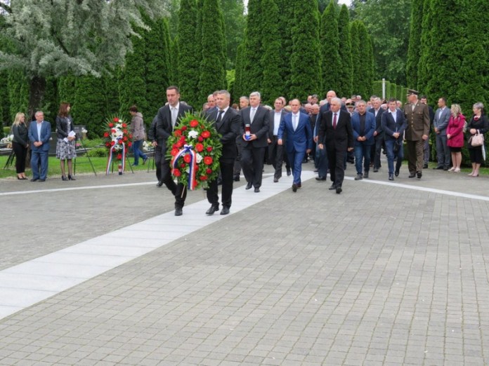 Obilježen Dan Branitelja Vukovarsko Srijemske županije Press 032