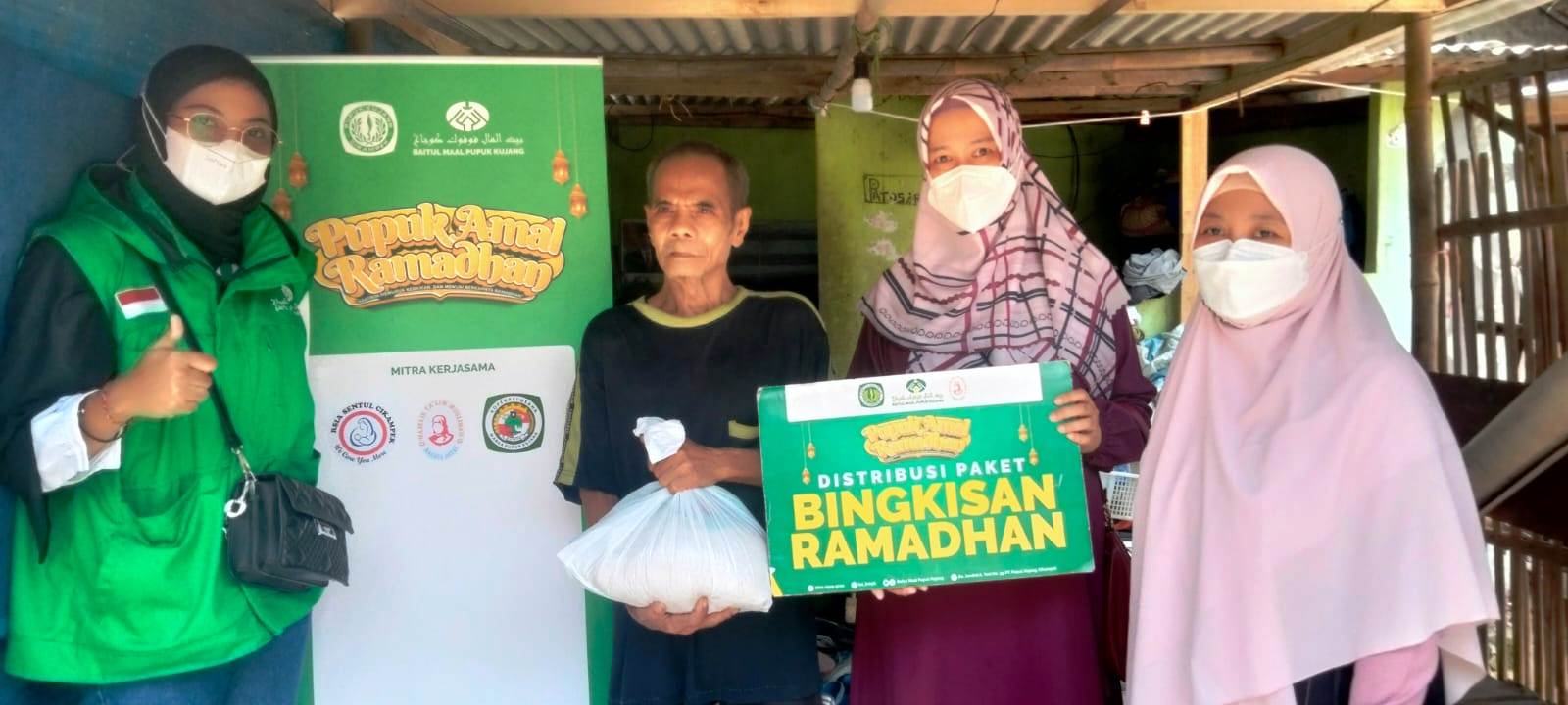 Baitul Maal Pupuk Kujang Bagikan 1600 Paket Sembako Radar Karawang