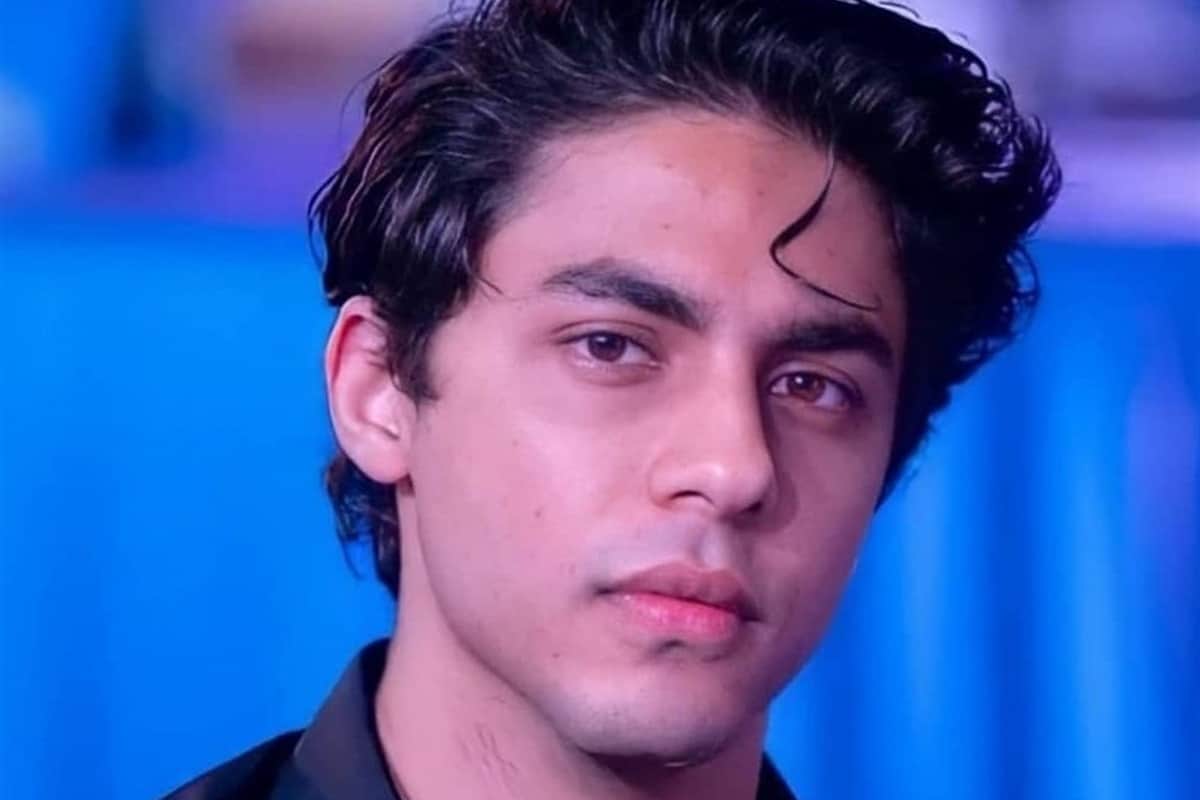 Bollywood Star Shah Rukh Khans Son Cleared Of Drug Charges Radio Islam